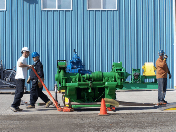 Horizontal Rigging - When Rolling a Load...