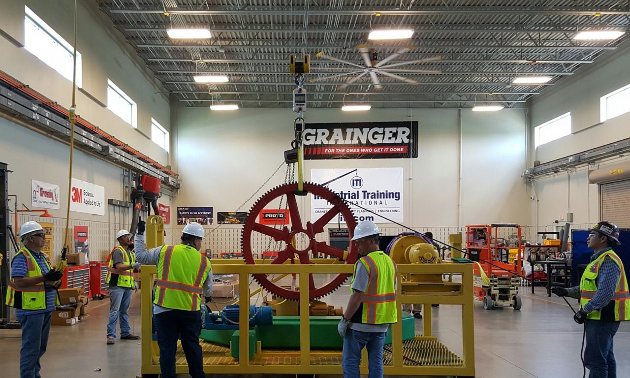 The Ultimate Guide to Overhead Crane Operator Training