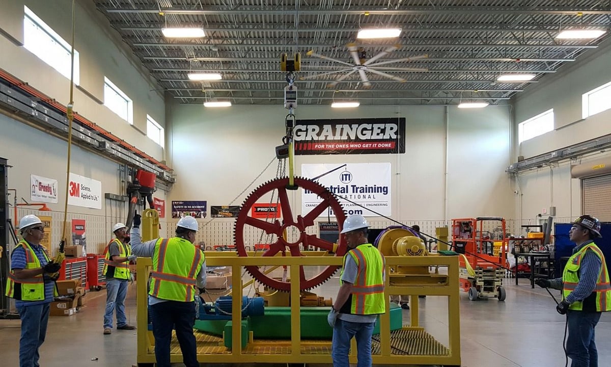 The Ultimate Guide to Overhead Crane Operator Training